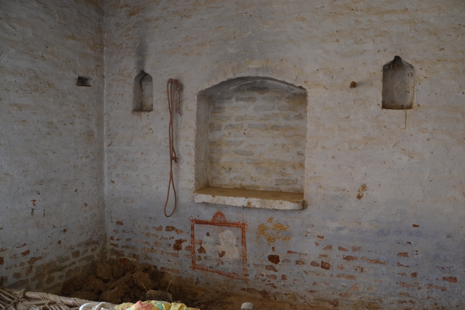 Aala – Vernacular Furniture of India