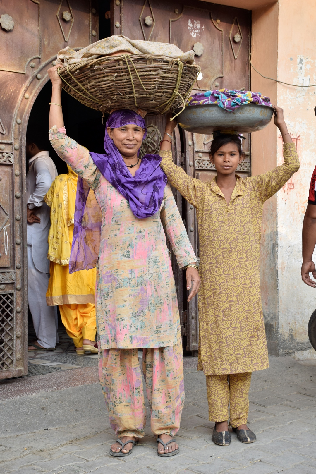 Tokra – Vernacular Furniture of India