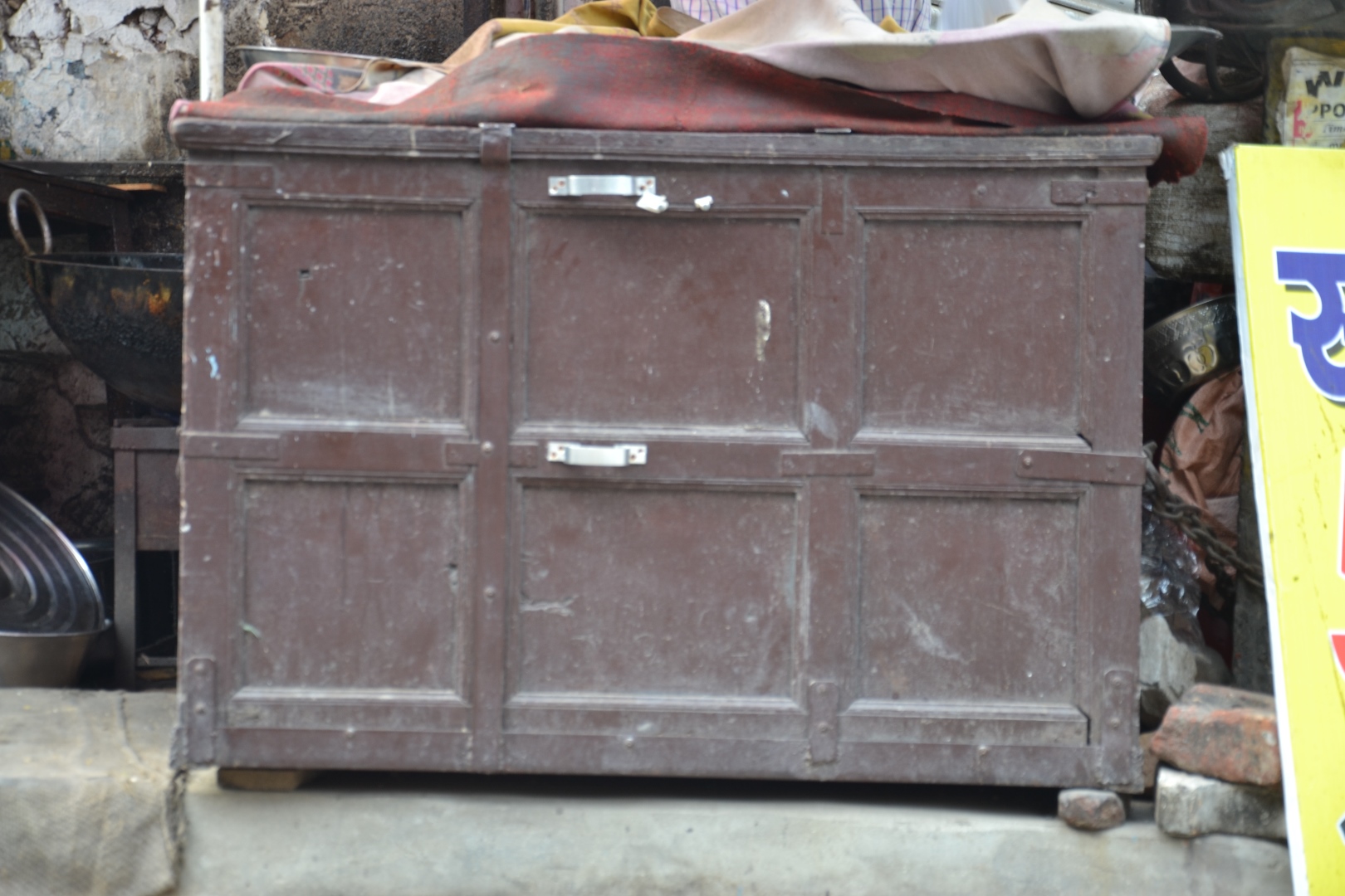 Sandook – Vernacular Furniture of India