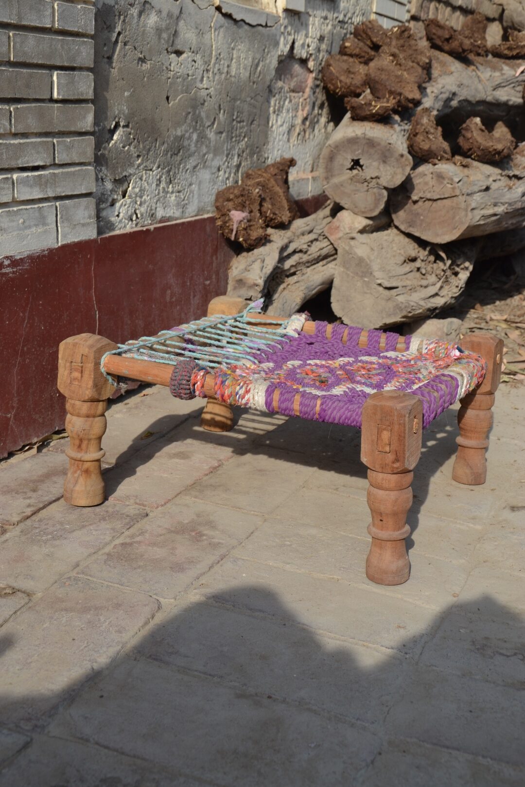 Pidhi – Vernacular Furniture of India