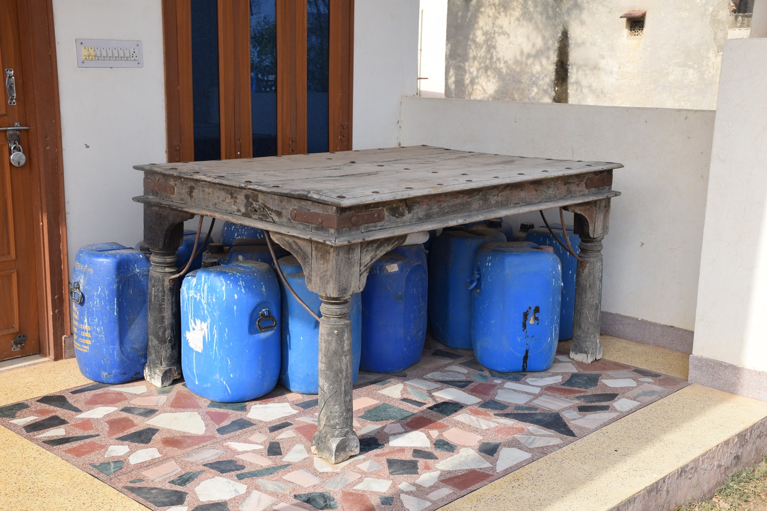 Takhat – Vernacular Furniture of India
